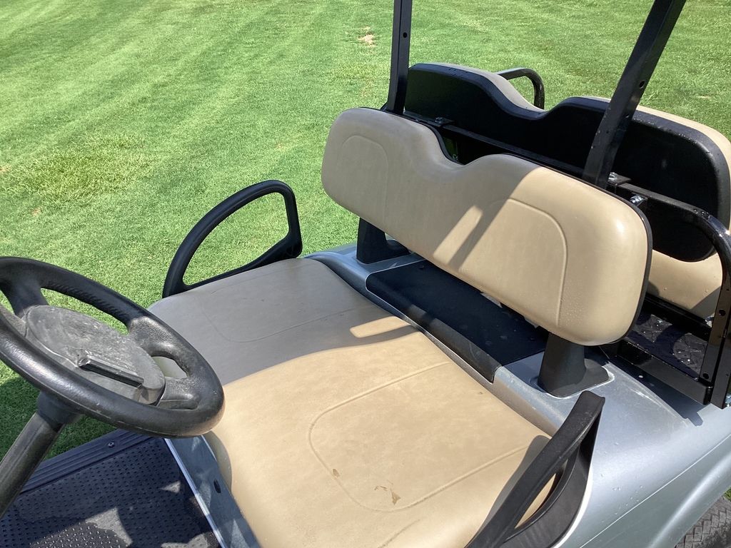 2018 E-Z-GO RXV | CartFinder