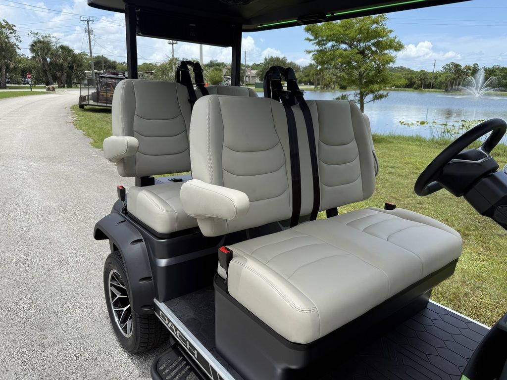 2025 Dach Vehicles Apollo | CartFinder