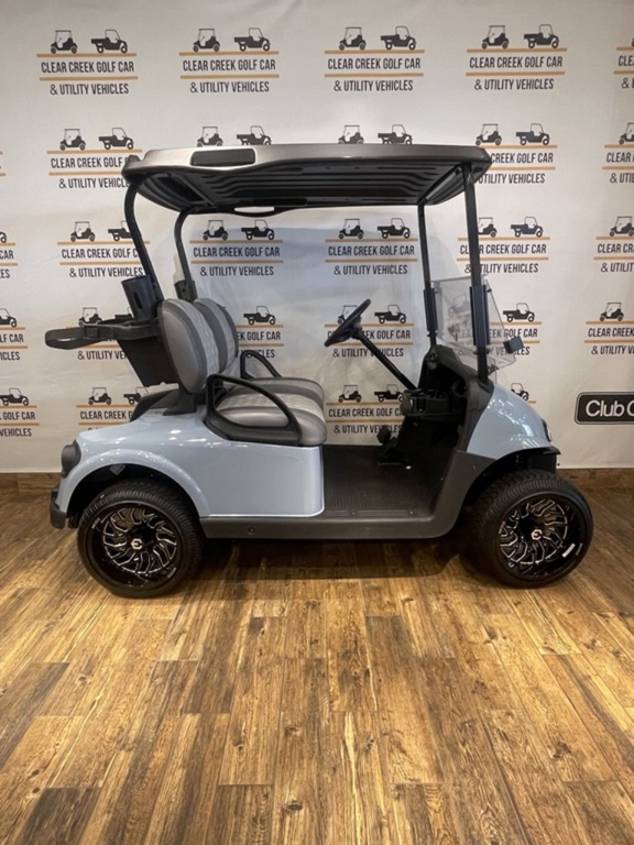 2022 E-Z-GO Freedom RXV | CartFinder