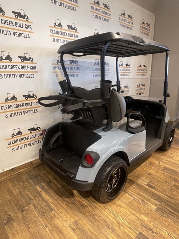 2022 E-Z-GO Freedom RXV | CartFinder
