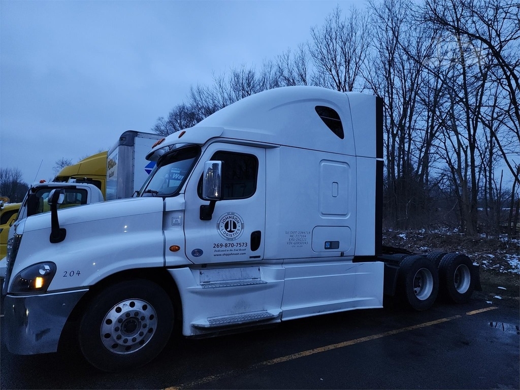 2016 Freightliner Cascadia 125 Detroit DD12 3AKJGLD51GSHS0343 - Vehicle ...
