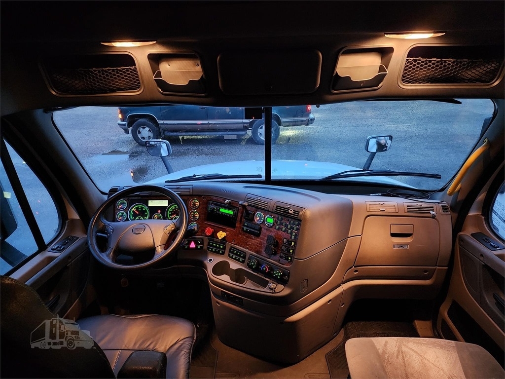 2016 Freightliner Cascadia 125 Detroit DD12 3AKJGLD51GSHS0343 - Vehicle ...