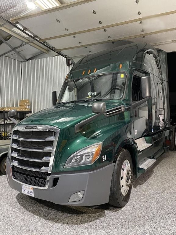 2020 Freightliner Cascadia 126 Detroit DD15 3AKJHHDR4LSKU2133 - Vehicle ...