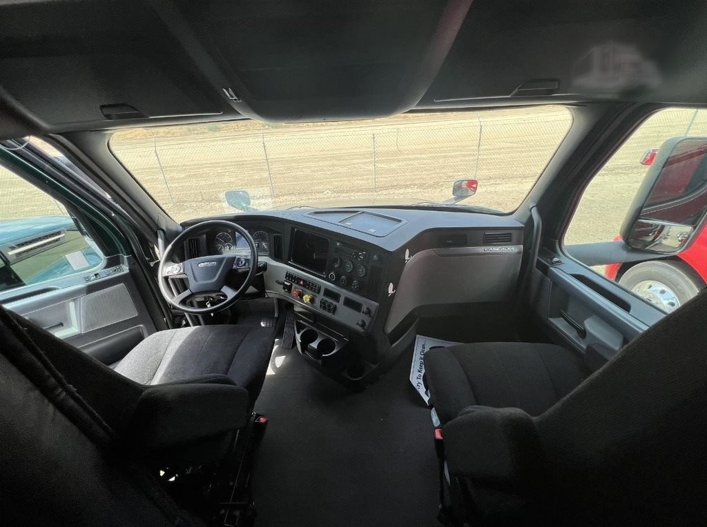 2020 Freightliner Cascadia 126 Detroit DD15 3AKJHHDR4LSKU2133 - Vehicle ...