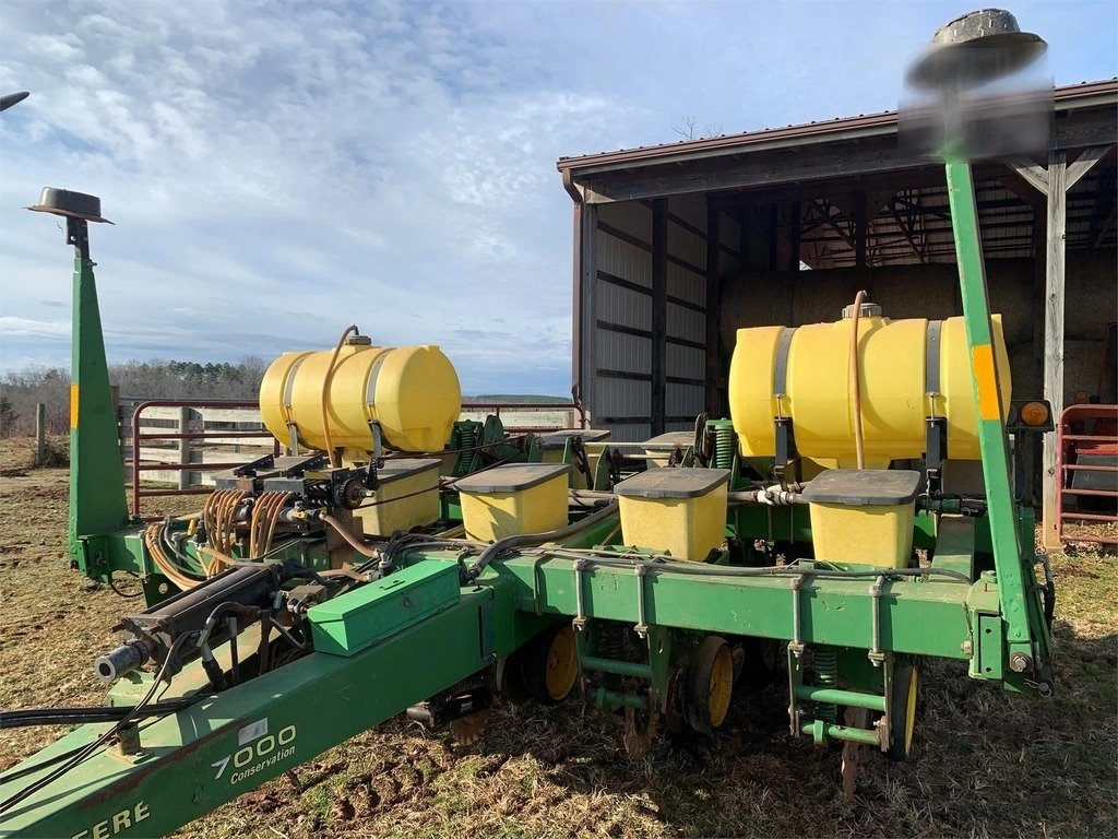 John Deere 7000 Planter - Vehicle Selling Solutions FSBO Vehicles ...