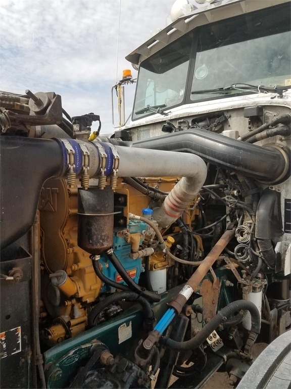 2002 Peterbilt 379 Caterpillar 6NZ - Vehicle Selling Solutions FSBO ...