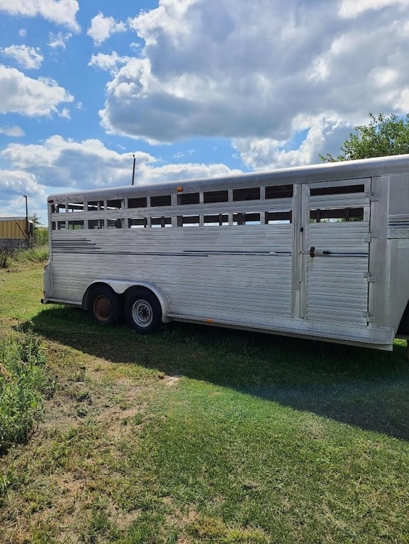 1993 4 Star Aluminum Livestock Trailer - Vehicle Selling Solutions FSBO ...