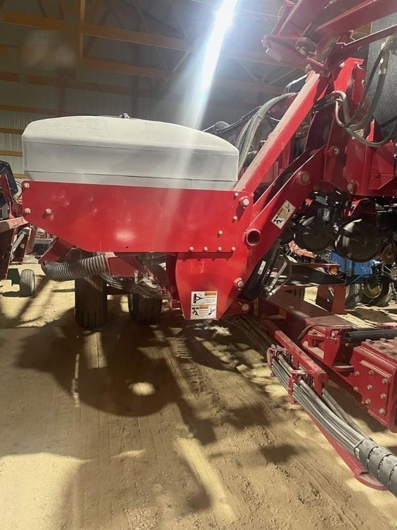 2012 Case IH 1240 Planter - Vehicle Selling Solutions FSBO Vehicles ...
