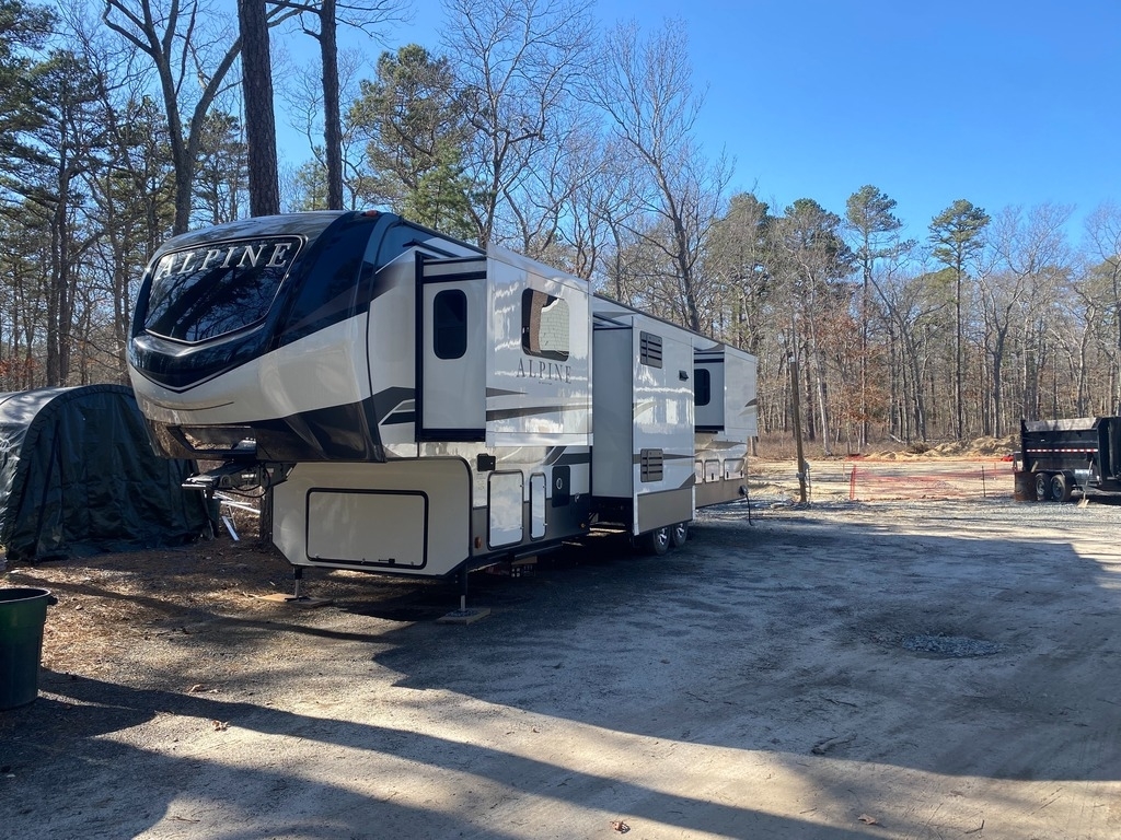 2021 Keystone Alpine 3712KB - Vehicle Selling Solutions FSBO Vehicles ...