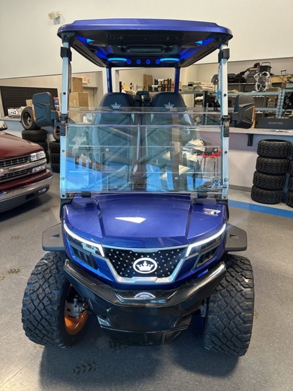 2025 Evolution D-Max XT4 | CartFinder