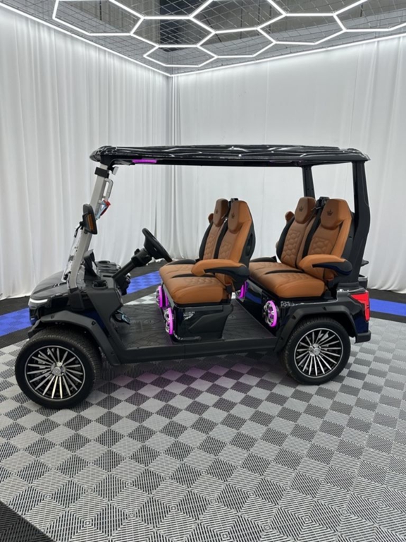 2025 Evolution D-Max GT4 | CartFinder