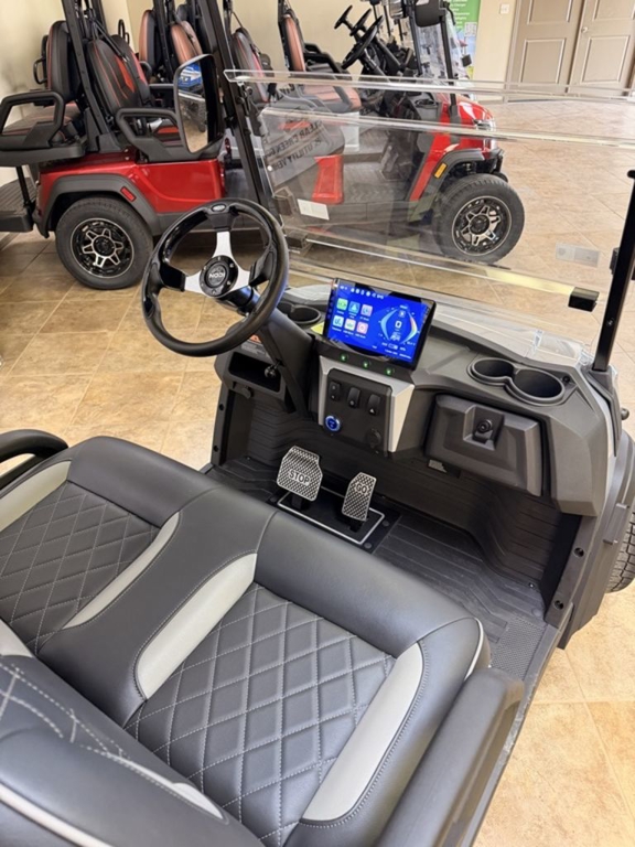 2026 ICON Electric Vehicles i40 | CartFinder