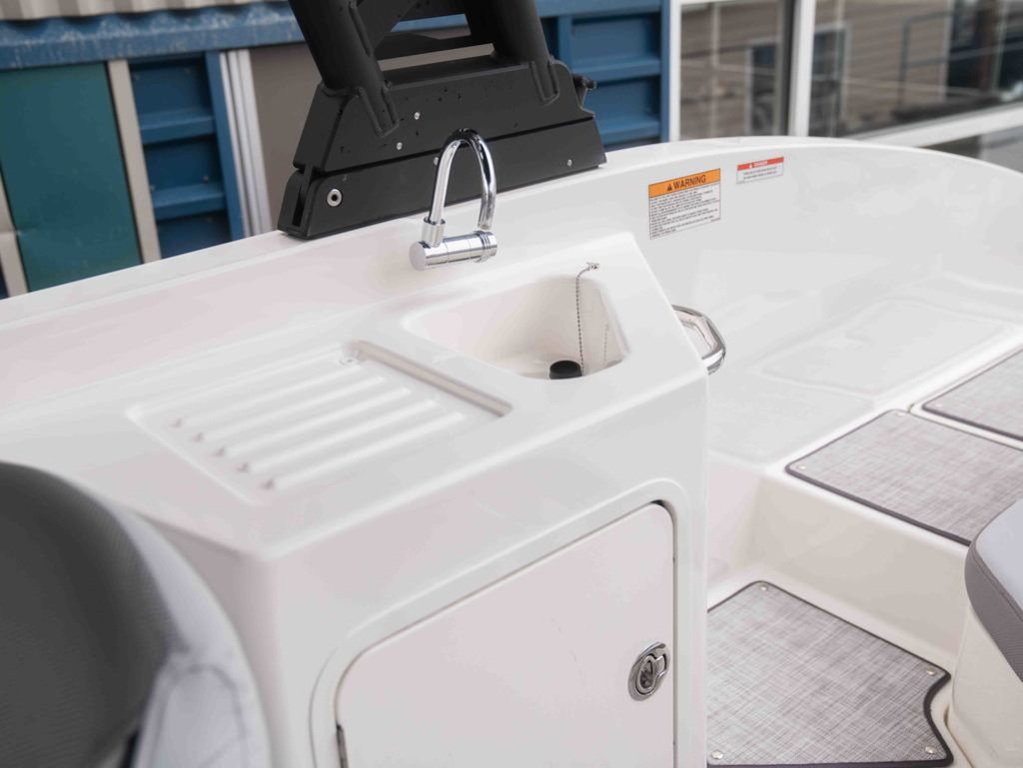 2024 Bayliner DX2250 for Sale in WA | Global Yacht Exchange