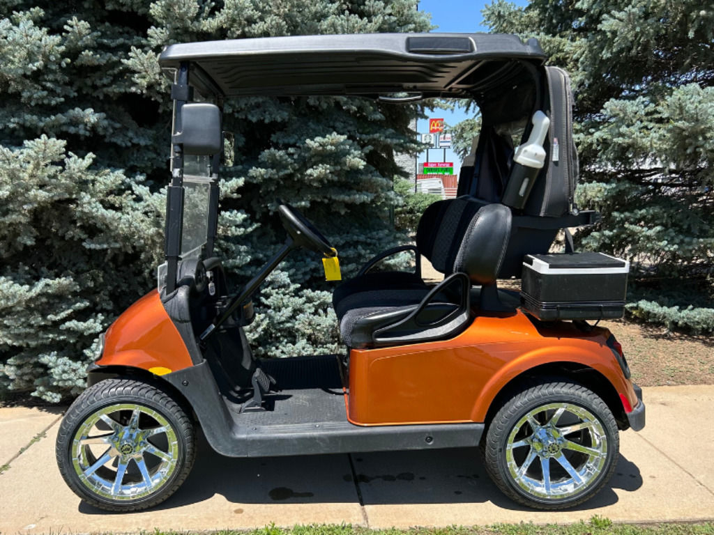2016 E-Z-GO RXV | CartFinder