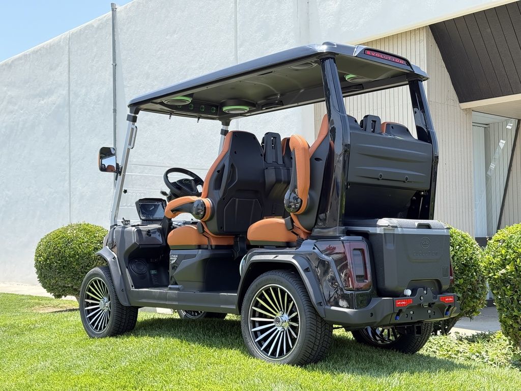 2025 Evolution D-Max GT4 | CartFinder